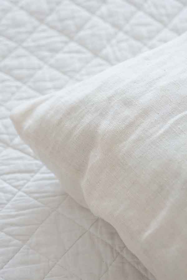 The 10 Best Organic Pillows - 2024 - Natural Baby Mama